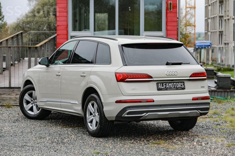 Pelēks Audi Q7 2021 Rīga, ar dzinēja tilpumu 3.00 L un nobraukumu 100 tūkst. km par 29750 €, foto 4 vietnē AUTOMOTO.COM.LV