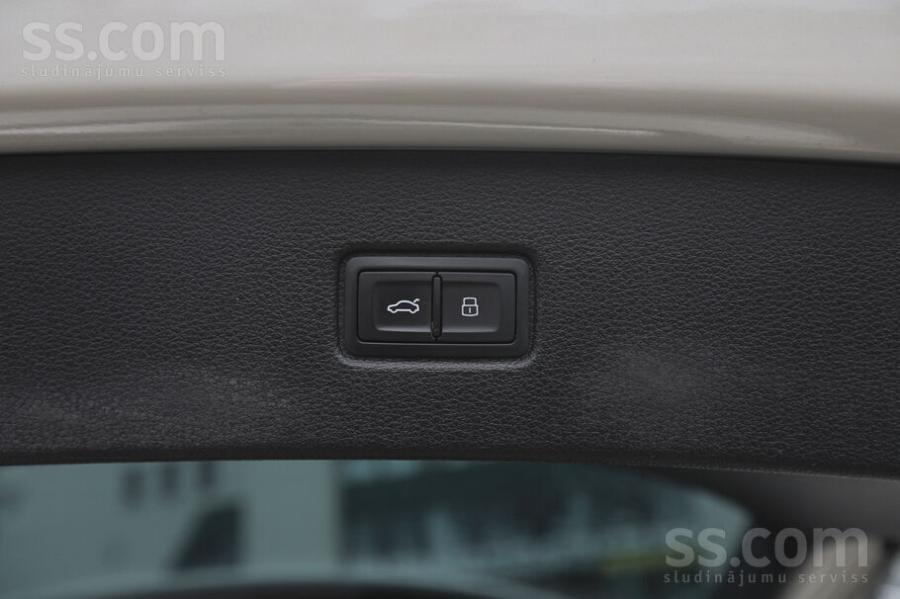 Pelēks Audi Q7 2021 Rīga, ar dzinēja tilpumu 3.00 L un nobraukumu 100 tūkst. km par 29750 €, foto 25 vietnē AUTOMOTO.COM.LV