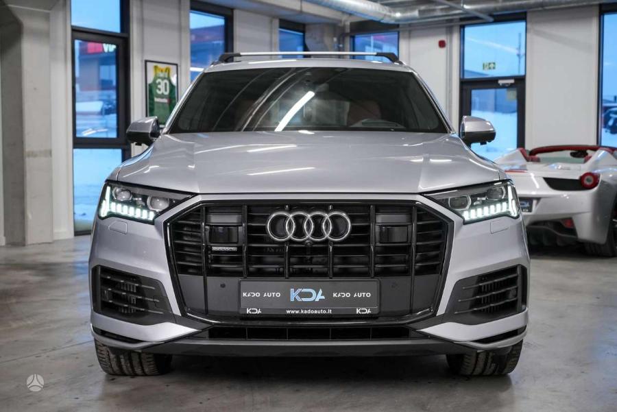 Grey Audi Q7 2022 in Kaunas, with an engine capacity of 3.00 L and mileage of 80 thousand km for 44950 €, photo 3 on AUTOMOTO.COM.LV