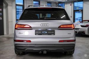Grey Audi Q7 2022 in Kaunas, with an engine capacity of 3.00 L and mileage of 80 thousand km for 44950 €, photo 10 on AUTOMOTO.COM.LV