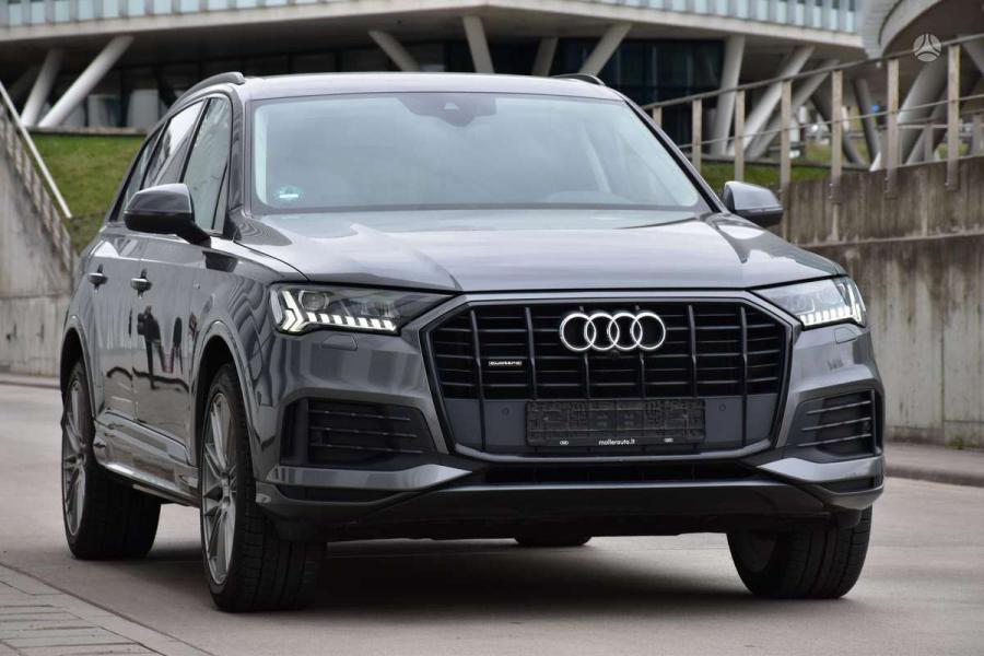 Pelēks Audi Q7 2022 Viļņa, ar dzinēja tilpumu 2.97 L un nobraukumu 82 tūkst. km par 39300 €, foto 1 vietnē AUTOMOTO.COM.LV
