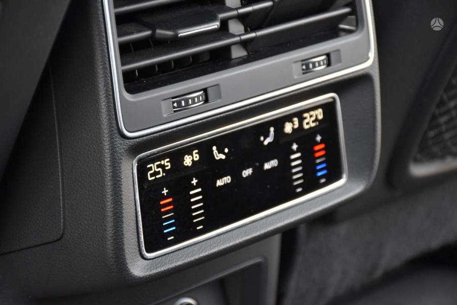 Pelēks Audi Q7 2022 Viļņa, ar dzinēja tilpumu 2.97 L un nobraukumu 82 tūkst. km par 39300 €, foto 5 vietnē AUTOMOTO.COM.LV