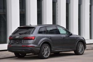 Pelēks Audi Q7 2022 Viļņa, ar dzinēja tilpumu 2.97 L un nobraukumu 82 tūkst. km par 39300 €, foto 8 vietnē AUTOMOTO.COM.LV
