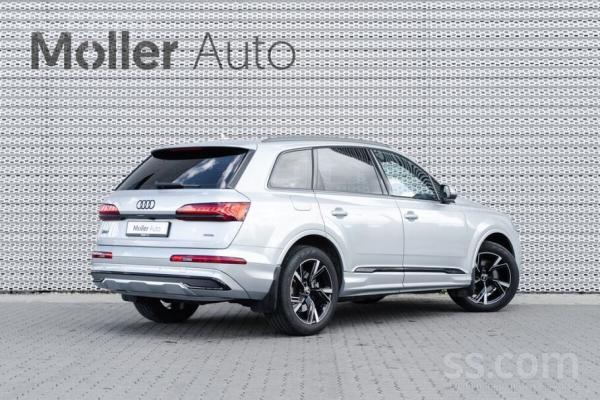 Grey Audi Q7 2022 in Riga, with an engine capacity of 3.00 L and mileage of 61 thousand km for 35650 €, photo 4 on AUTOMOTO.COM.LV