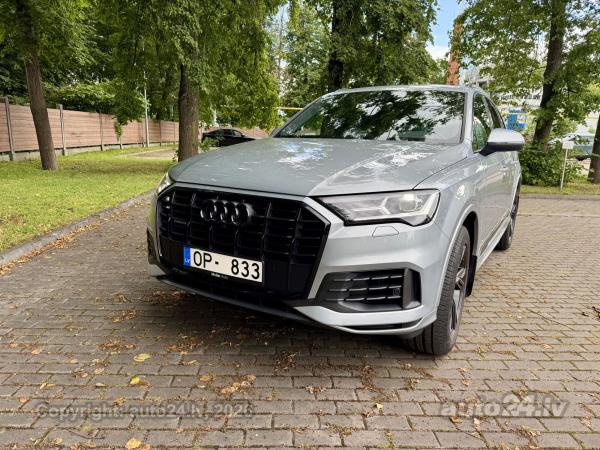 Pelēks Audi Q7 2022 Rīga, ar dzinēja tilpumu 3.00 L un nobraukumu 61 tūkst. km par 44500 €, foto 2 vietnē AUTOMOTO.COM.LV