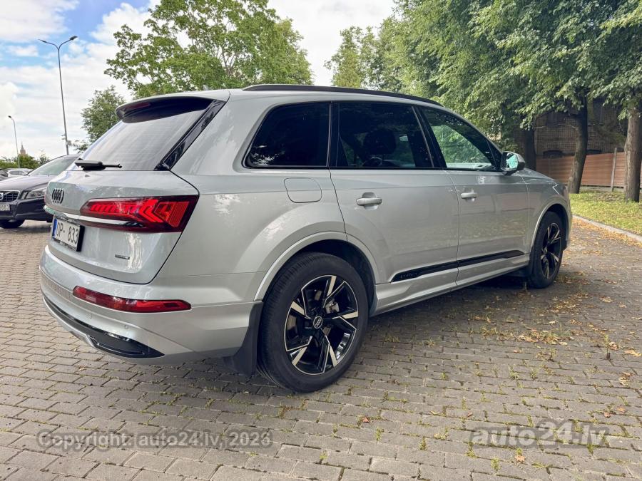 Pelēks Audi Q7 2022 Rīga, ar dzinēja tilpumu 3.00 L un nobraukumu 61 tūkst. km par 44500 €, foto 4 vietnē AUTOMOTO.COM.LV