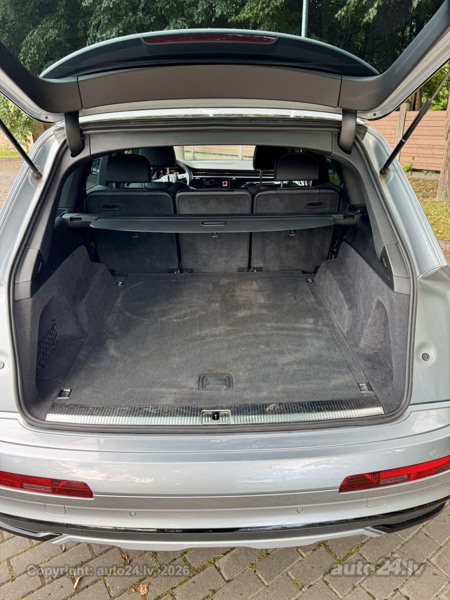 Pelēks Audi Q7 2022 Rīga, ar dzinēja tilpumu 3.00 L un nobraukumu 61 tūkst. km par 44500 €, foto 14 vietnē AUTOMOTO.COM.LV