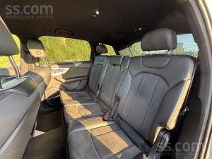 Grey Audi Q7 2022 in Riga, with an engine capacity of 3.00 L and mileage of 61 thousand km for 41000 €, photo 13 on AUTOMOTO.COM.LV
