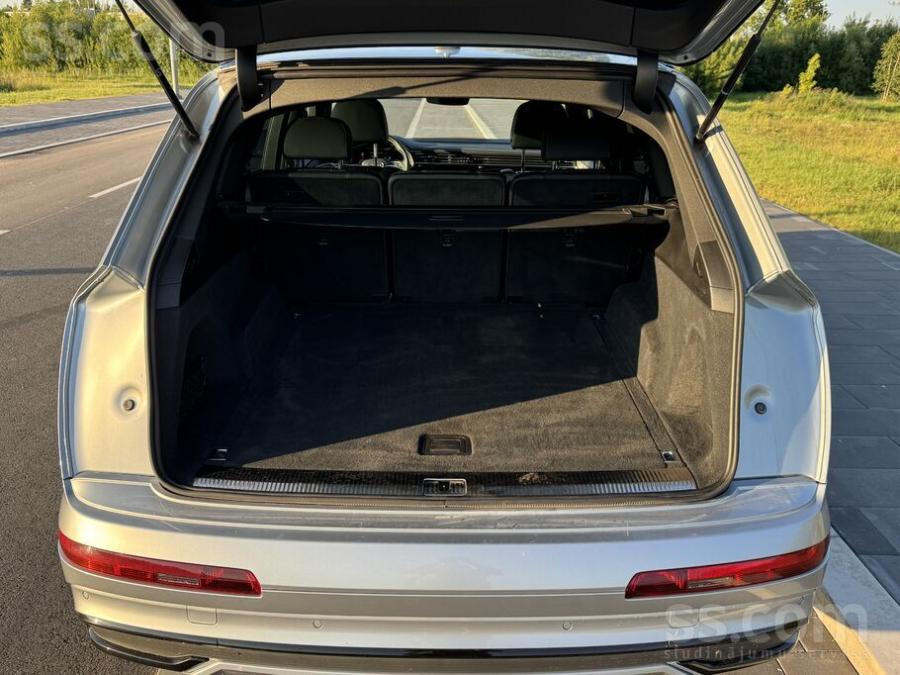 Grey Audi Q7 2022 in Riga, with an engine capacity of 3.00 L and mileage of 61 thousand km for 41000 €, photo 14 on AUTOMOTO.COM.LV