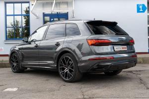 Grey Audi Q7 2022 in Vilnius, with an engine capacity of 3.00 L and mileage of 100 thousand km for 60000 €, photo 8 on AUTOMOTO.COM.LV