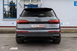 Grey Audi Q7 2022 in Vilnius, with an engine capacity of 3.00 L and mileage of 100 thousand km for 60000 €, photo 11 on AUTOMOTO.COM.LV