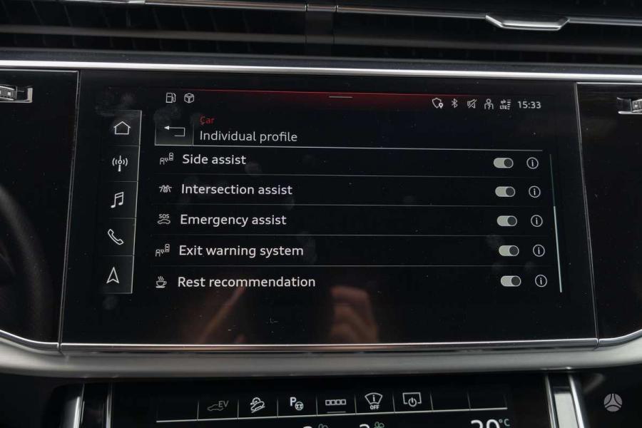 Grey Audi Q7 2022 in Vilnius, with an engine capacity of 3.00 L and mileage of 100 thousand km for 60000 €, photo 13 on AUTOMOTO.COM.LV