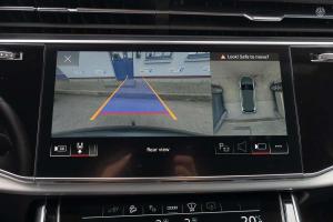Grey Audi Q7 2022 in Vilnius, with an engine capacity of 3.00 L and mileage of 100 thousand km for 60000 €, photo 16 on AUTOMOTO.COM.LV