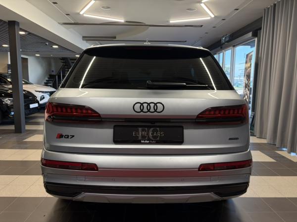 Grey Audi Q7 2022 in Riga, with an engine capacity of 3.00 L and mileage of 61 thousand km for 41490 €, photo 5 on AUTOMOTO.COM.LV