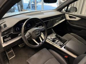 Grey Audi Q7 2022 in Riga, with an engine capacity of 3.00 L and mileage of 61 thousand km for 41490 €, photo 9 on AUTOMOTO.COM.LV