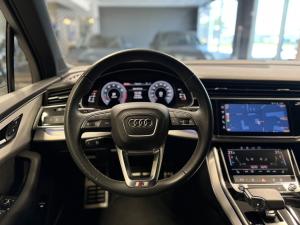 Grey Audi Q7 2022 in Riga, with an engine capacity of 3.00 L and mileage of 61 thousand km for 41490 €, photo 15 on AUTOMOTO.COM.LV