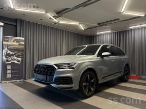Grey Audi Q7 2022 in Riga, with an engine capacity of 3.00 L and mileage of 61 thousand km for 41490 €, photo  on AUTOMOTO.COM.LV