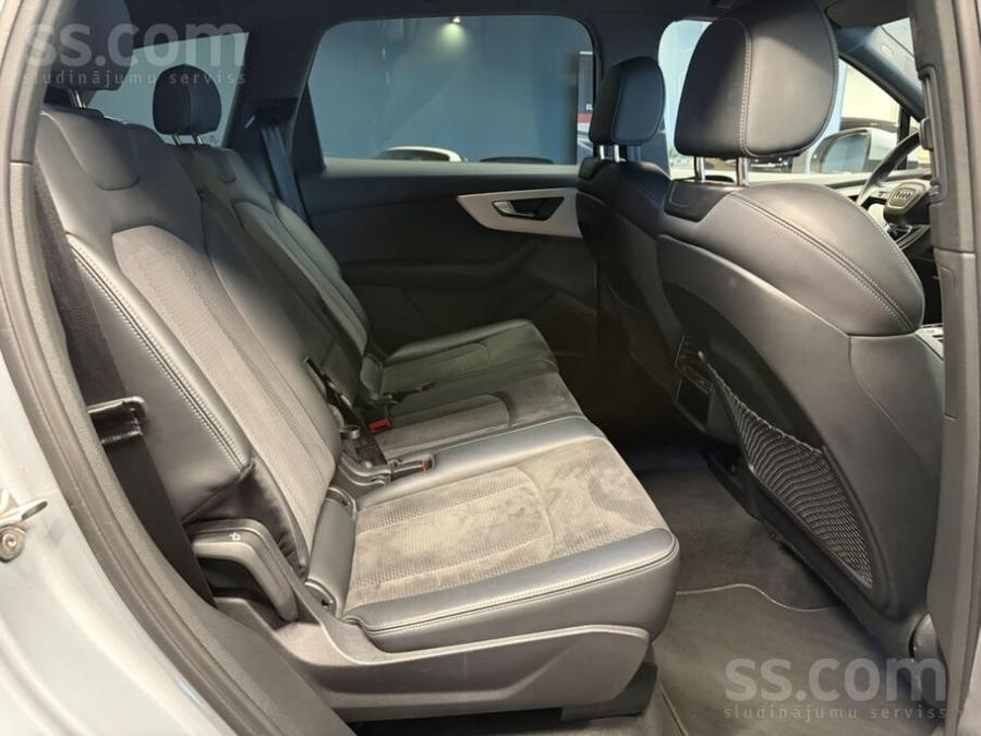 Pelēks Audi Q7 2022 Rīga, ar dzinēja tilpumu 3.00 L un nobraukumu 61 tūkst. km par 41490 €, foto 31 vietnē AUTOMOTO.COM.LV