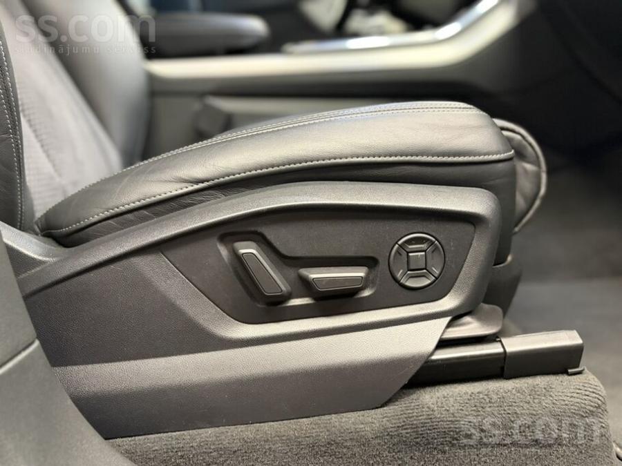 Pelēks Audi Q7 2022 Rīga, ar dzinēja tilpumu 3.00 L un nobraukumu 61 tūkst. km par 41490 €, foto 32 vietnē AUTOMOTO.COM.LV