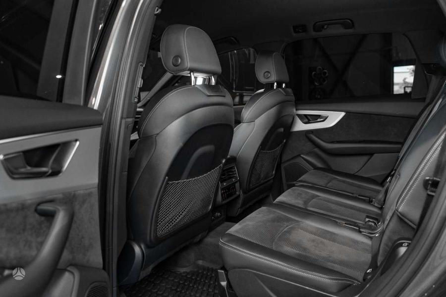 Pelēks Audi Q7 2022 Rīga, ar dzinēja tilpumu 2.97 L un nobraukumu 80 tūkst. km par 43000 €, foto 14 vietnē AUTOMOTO.COM.LV