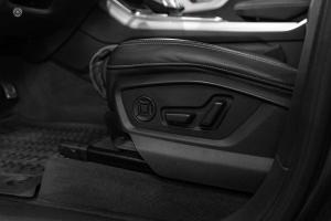 Pelēks Audi Q7 2022 Rīga, ar dzinēja tilpumu 2.97 L un nobraukumu 80 tūkst. km par 43000 €, foto 20 vietnē AUTOMOTO.COM.LV