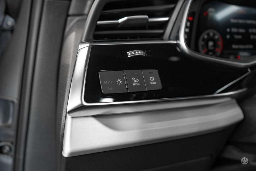 Pelēks Audi Q7 2022 Rīga, ar dzinēja tilpumu 2.97 L un nobraukumu 80 tūkst. km par 43000 €, foto 22 vietnē AUTOMOTO.COM.LV