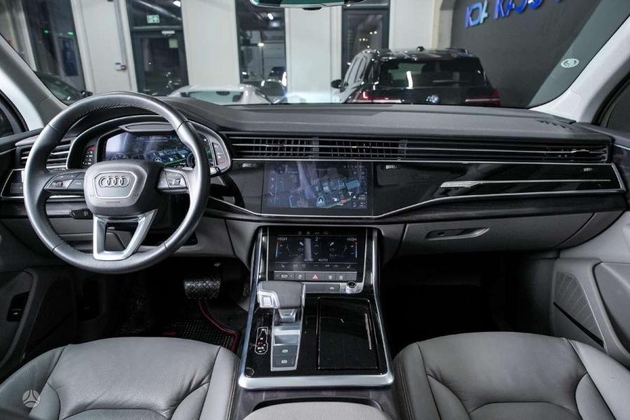 Grey Audi Q7 2023 in Kaunas, with an engine capacity of 2.97 L and mileage of 35 thousand km for 55950 €, photo 16 on AUTOMOTO.COM.LV