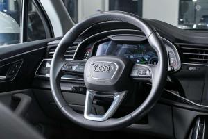 Grey Audi Q7 2023 in Kaunas, with an engine capacity of 2.97 L and mileage of 35 thousand km for 55950 €, photo 17 on AUTOMOTO.COM.LV