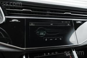 Grey Audi Q7 2023 in Riga, with an engine capacity of 3.00 L and mileage of 78 thousand km for 51750 €, photo 19 on AUTOMOTO.COM.LV