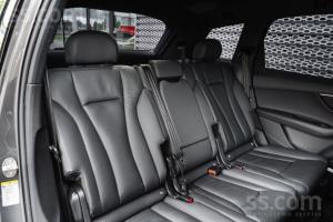Grey Audi Q7 2023 in Riga, with an engine capacity of 3.00 L and mileage of 78 thousand km for 51750 €, photo 31 on AUTOMOTO.COM.LV