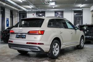 Grey Audi Q7 2023 in Kaunas, with an engine capacity of 2.97 L and mileage of 35 thousand km for 48950 €, photo 12 on AUTOMOTO.COM.LV