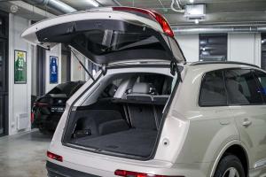 Grey Audi Q7 2023 in Kaunas, with an engine capacity of 2.97 L and mileage of 35 thousand km for 48950 €, photo 20 on AUTOMOTO.COM.LV