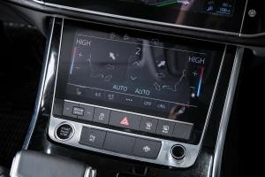 Grey Audi Q7 2023 in Kaunas, with an engine capacity of 2.97 L and mileage of 35 thousand km for 48950 €, photo 36 on AUTOMOTO.COM.LV