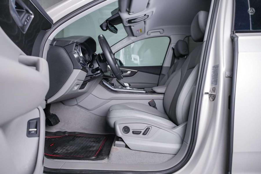 Grey Audi Q7 2023 in Kaunas, with an engine capacity of 2.97 L and mileage of 35 thousand km for 48950 €, photo 40 on AUTOMOTO.COM.LV