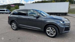 Grey Audi Q7 2023 in Vilnius, with an engine capacity of 3.00 L and mileage of 109 thousand km for 46000 €, photo 7 on AUTOMOTO.COM.LV