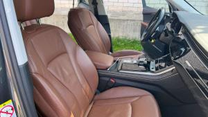 Grey Audi Q7 2023 in Vilnius, with an engine capacity of 3.00 L and mileage of 109 thousand km for 46000 €, photo 19 on AUTOMOTO.COM.LV
