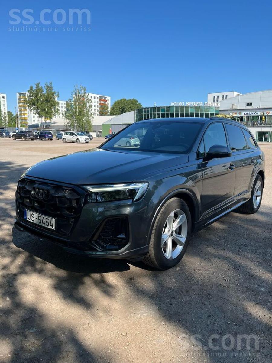 Серый Ауди Ку 7 2024 в Рига, объемом двигателя 3.00 л и пробегом 42 тыс. км за 72500 €, фото 3 на AUTOMOTO.COM.LV