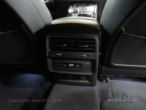 Pelēks Audi Q7 2026 Tallina, ar dzinēja tilpumu 3.00 L un nobraukumu 10 tūkst. km par 89000 €, foto 6 vietnē AUTOMOTO.COM.LV