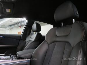 Grey Audi Q7 2026 in Tallinn, with an engine capacity of 3.00 L and mileage of 10 thousand km for 89000 €, photo 8 on AUTOMOTO.COM.LV