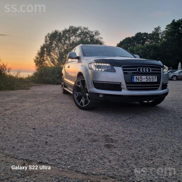 Pelēks Audi Q7 2007 Rīga, ar dzinēja tilpumu 4.20 L un nobraukumu 0 tūkst. km par 3500 €, foto 1 vietnē AUTOMOTO.COM.LV