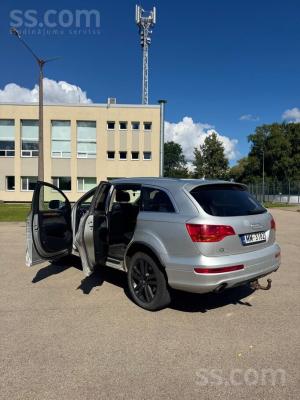 Pelēks Audi Q7 2008 Cēsis, ar dzinēja tilpumu 3.00 L un nobraukumu 375 tūkst. km par 5800 €, foto 5 vietnē AUTOMOTO.COM.LV