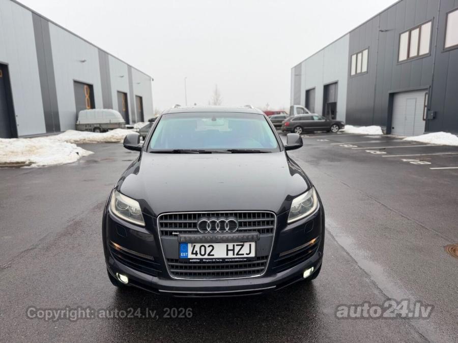 Grey Audi Q7 2008 in Tallinn, with an engine capacity of 3.00 L and mileage of 235 thousand km for 7499 €, photo 8 on AUTOMOTO.COM.LV