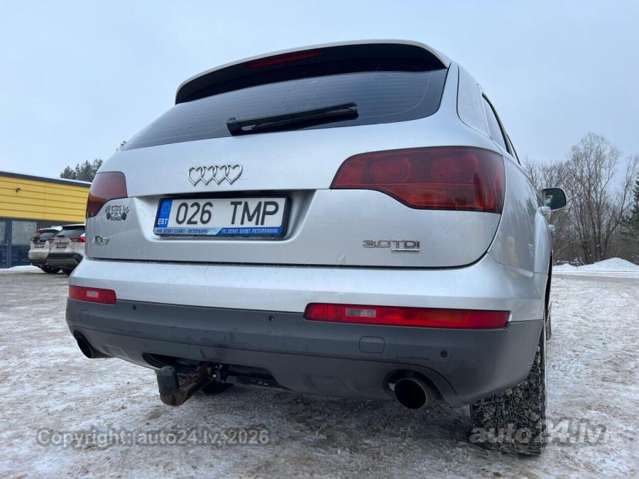 Grey Audi Q7 2006 in Narva, with an engine capacity of 3.00 L and mileage of 345 thousand km for 3799 €, photo 2 on AUTOMOTO.COM.LV