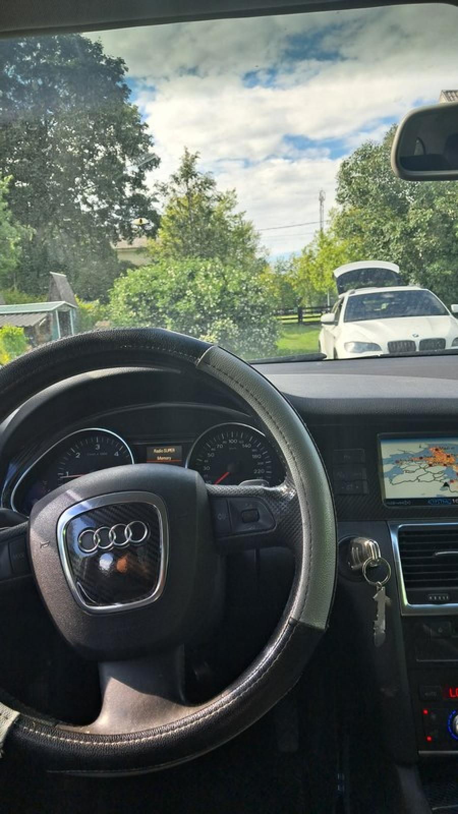 Pelēks Audi Q7 2006 Kohtla-Jerve, ar dzinēja tilpumu 0.00 L un nobraukumu 309 tūkst. km par 6000 €, foto 20 vietnē AUTOMOTO.COM.LV