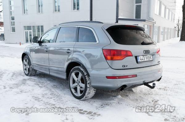 Grey Audi Q7 2007 in Tartu, with an engine capacity of 3.00 L and mileage of 297 thousand km for 6500 €, photo 4 on AUTOMOTO.COM.LV