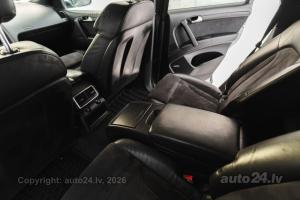 Grey Audi Q7 2007 in Tartu, with an engine capacity of 3.00 L and mileage of 297 thousand km for 6500 €, photo 13 on AUTOMOTO.COM.LV
