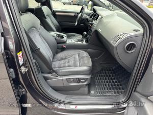 Pelēks Audi Q7 2009 Tartu, ar dzinēja tilpumu 3.00 L un nobraukumu 195 tūkst. km par 9999 €, foto 14 vietnē AUTOMOTO.COM.LV