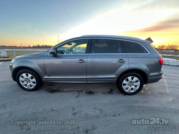 Grey Audi Q7 2010 in Tallinn, with an engine capacity of 3.00 L and mileage of 226 thousand km for 10000 €, photo 7 on AUTOMOTO.COM.LV