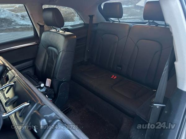 Pelēks Audi Q7 2010 Tallina, ar dzinēja tilpumu 3.00 L un nobraukumu 226 tūkst. km par 10000 €, foto 11 vietnē AUTOMOTO.COM.LV