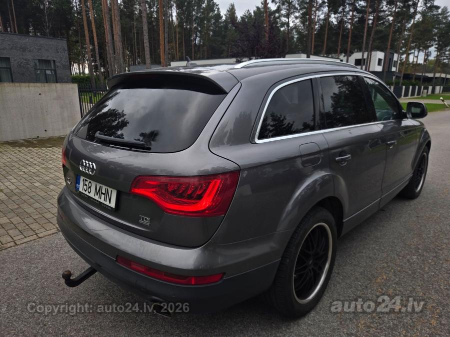Pelēks Audi Q7 2012 Tallina, ar dzinēja tilpumu 3.00 L un nobraukumu 293 tūkst. km par 10900 €, foto 4 vietnē AUTOMOTO.COM.LV
